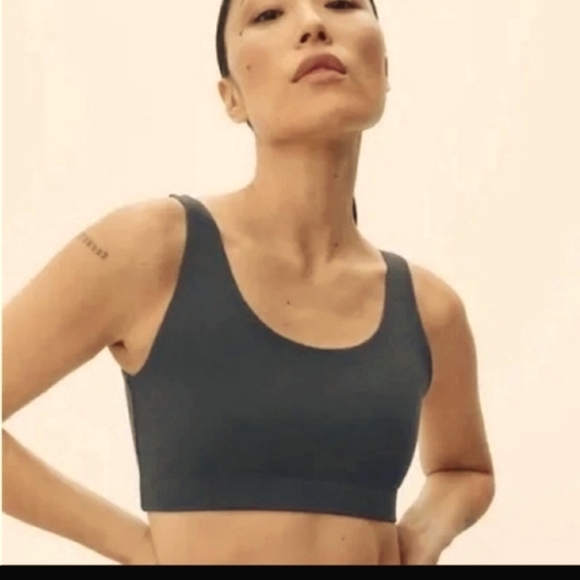 Everlane | Intimates & Sleepwear | Everlane The Perform Bra | Poshmark